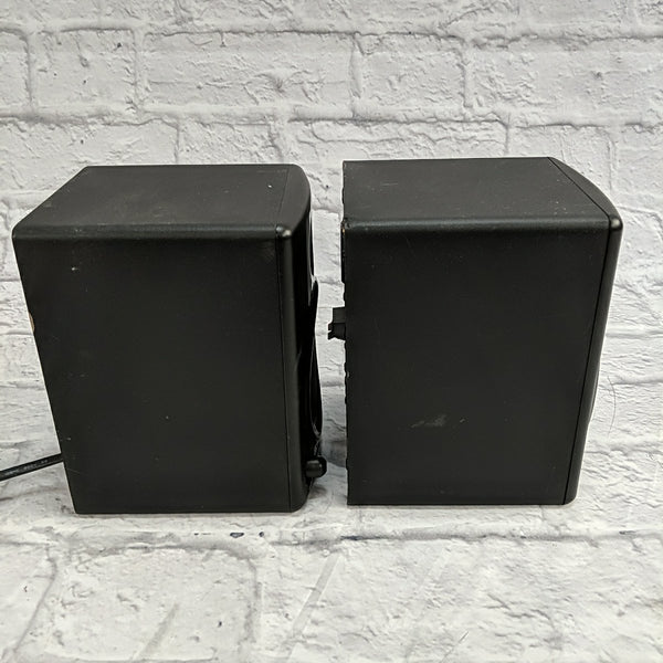 M-Audio AV30 Active Studio Monitor Pair - Evolution Music