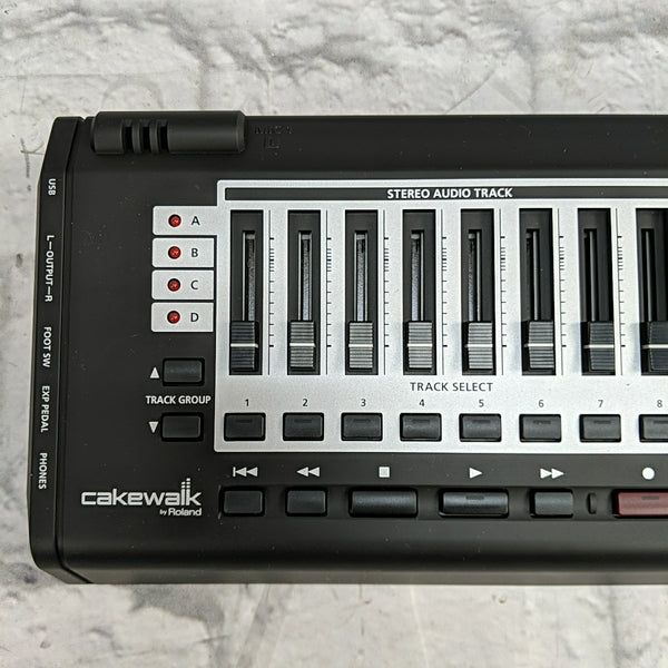 Roland V-Studio 20 USB Interface - Evolution Music