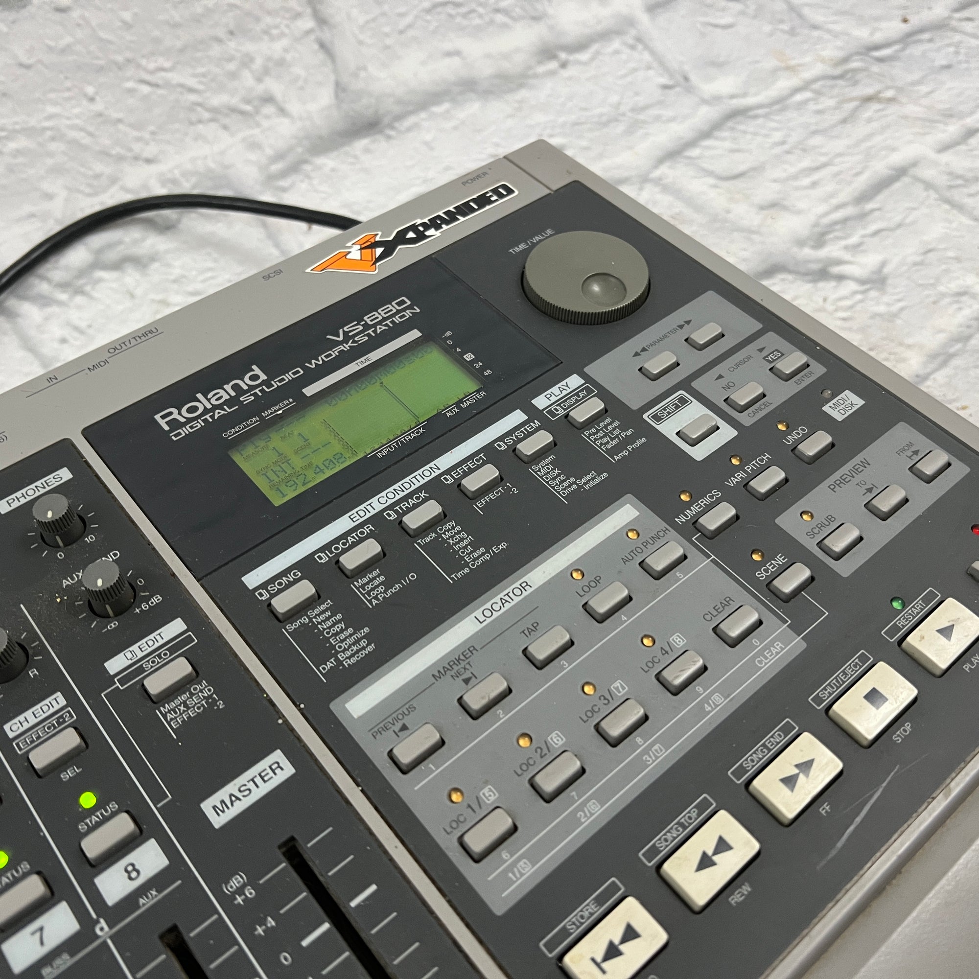 Roland VS-880 Digital Studio Workstation - Evolution Music
