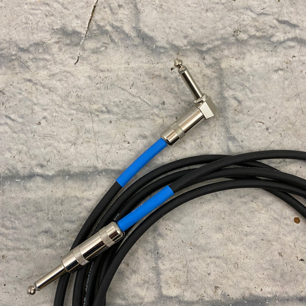 Livewire Right Angle Instrument Cable - Evolution Music
