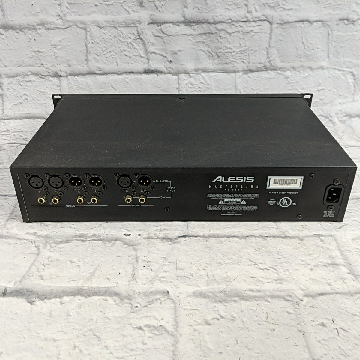 Alesis Masterlink ML-9600 with Remote - Evolution Music