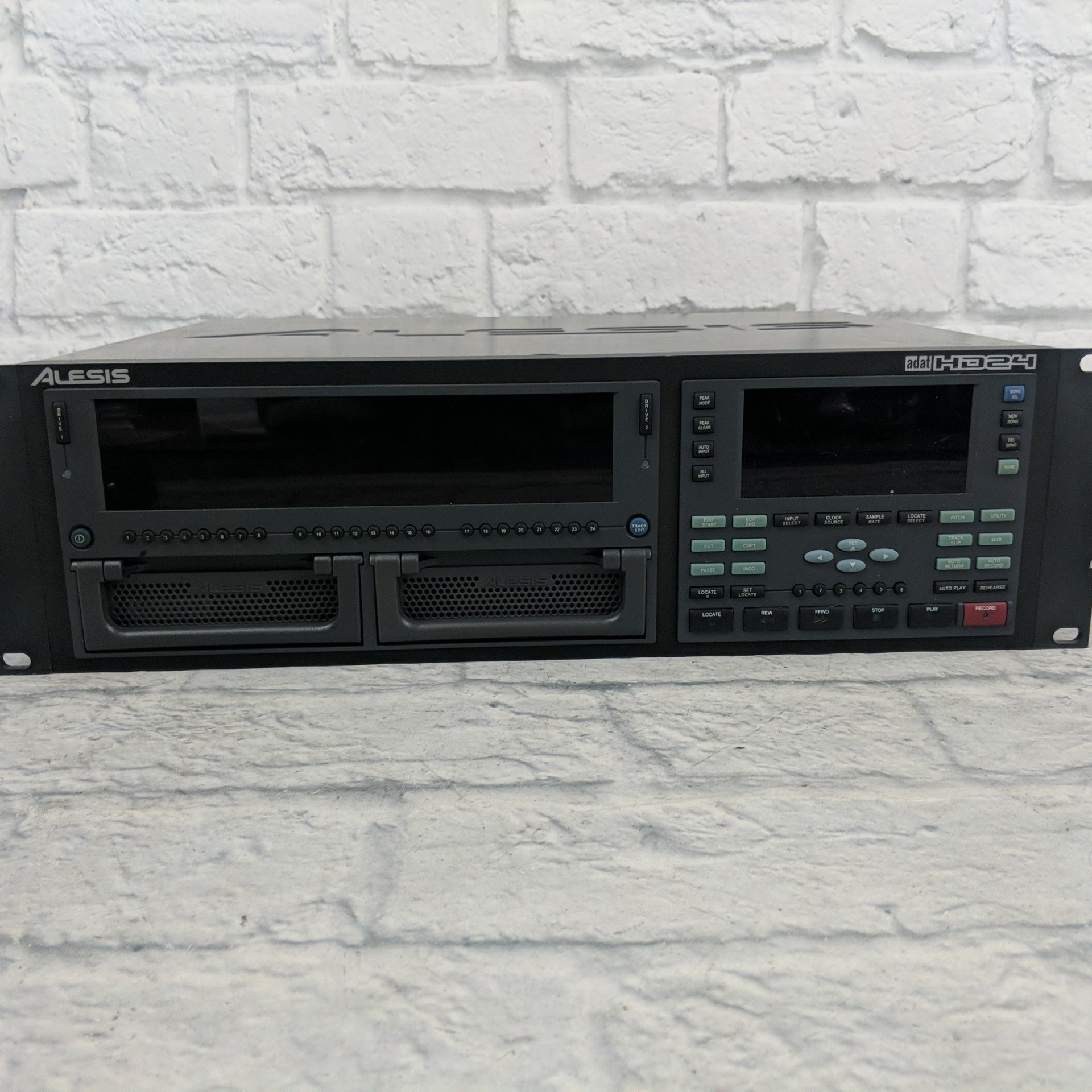 Alesis ADAT HD24 - Evolution Music