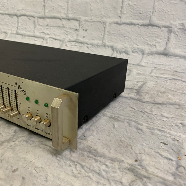 Pyramid Stereo Graphic Equalizer - Evolution Music