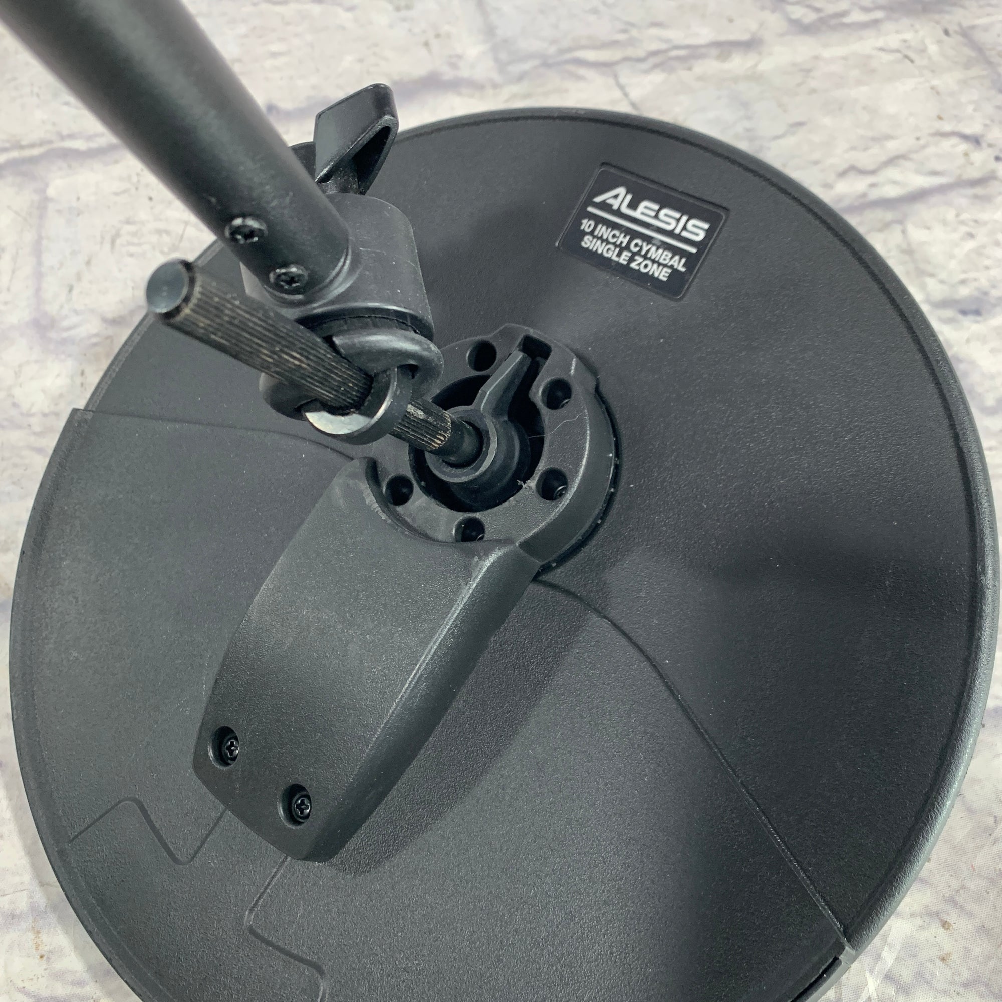 Alesis 10 Inch Cymbal Single Zone w/ arm - Evolution Music