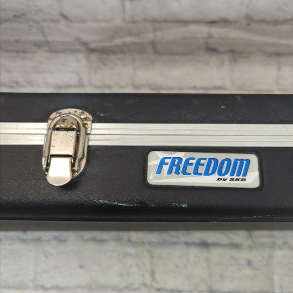 SKB Freedom Bass Hard Case - Evolution Music