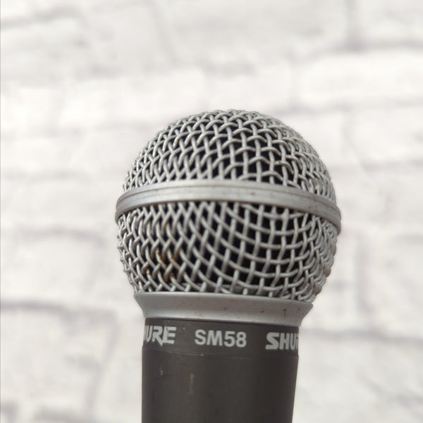 Shure SM58 Dynamic Microphone - Evolution Music
