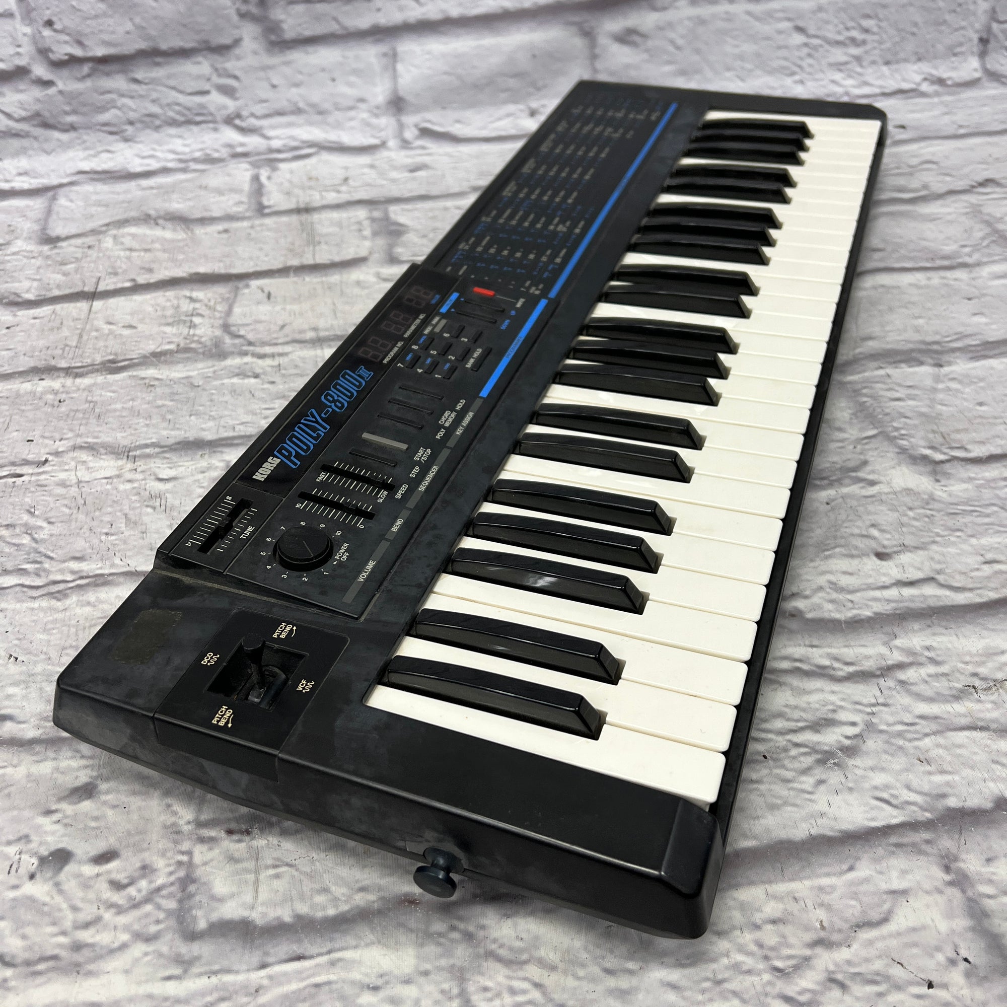 Korg Poly-800 MK II Synth - Evolution Music