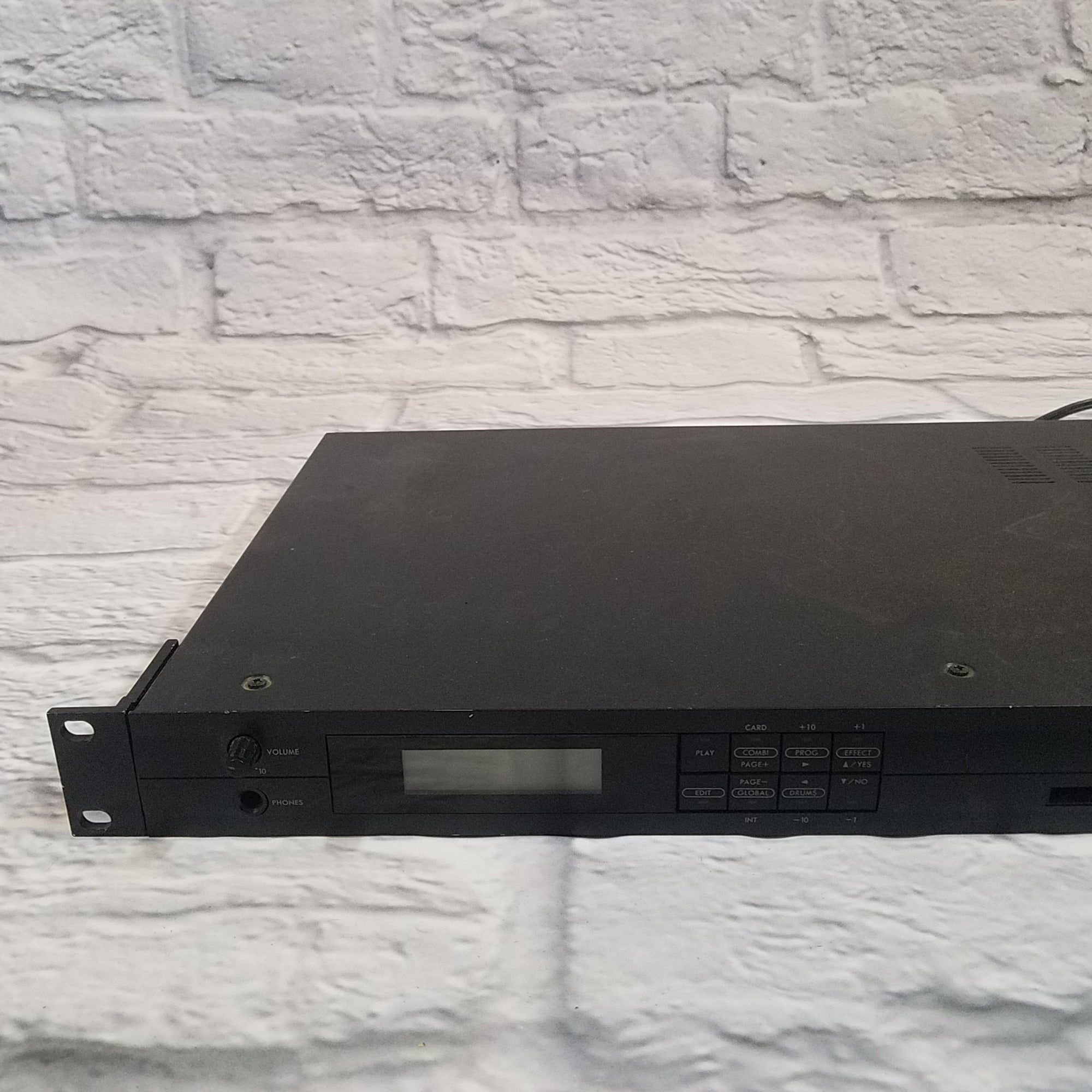 Korg M3R Rack Synth AI Synthesis Module - Evolution Music