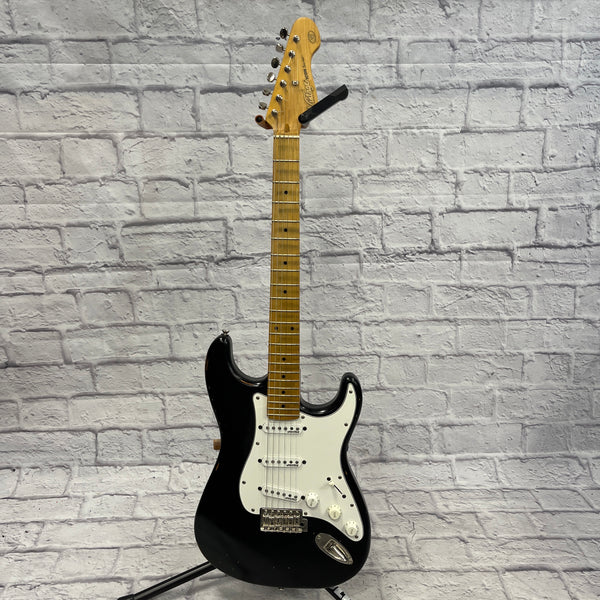 Vintage (Brand) V6 Icon Distressed Strat Electric Guitar - Evolution Music