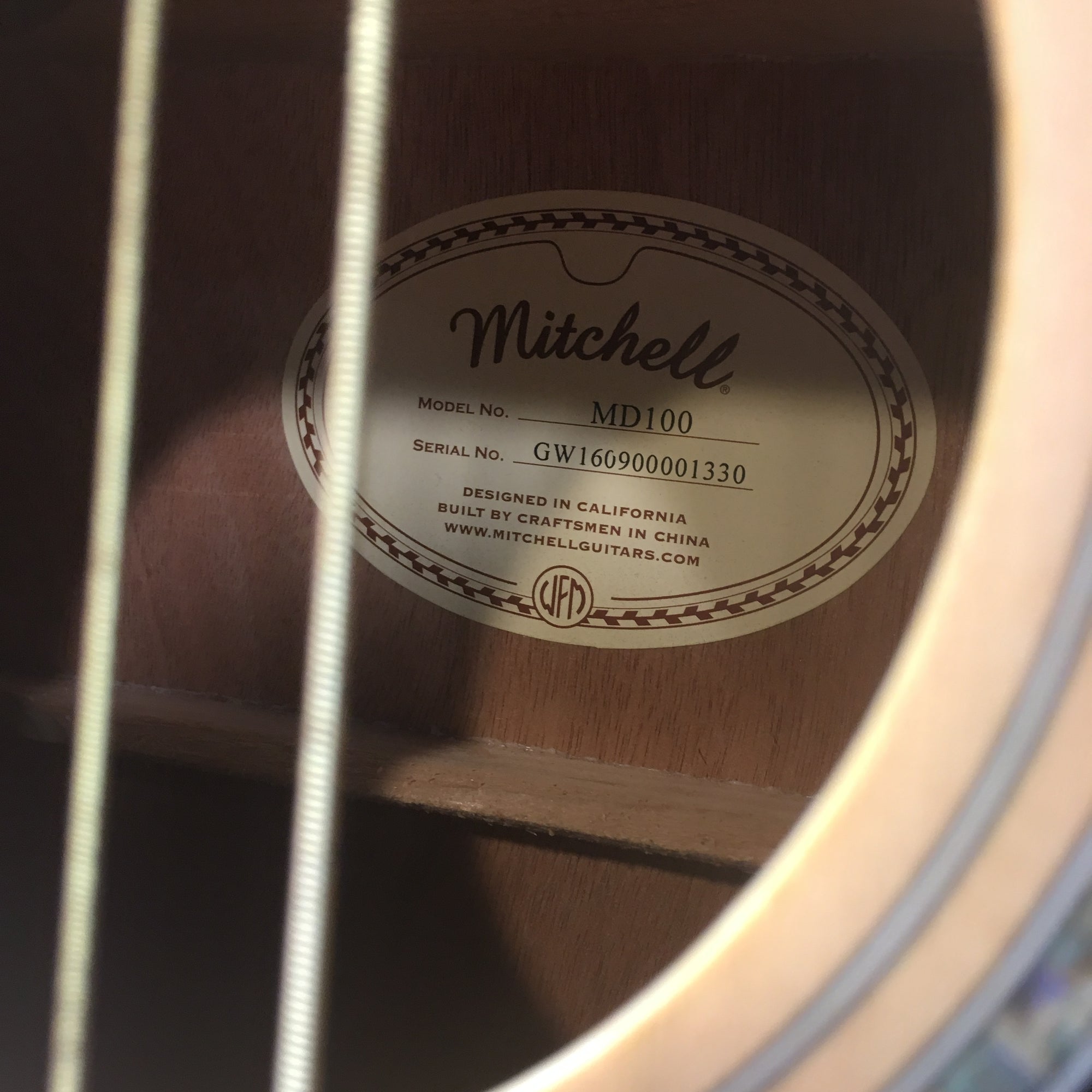 Mitchell MD100 Left Handed Acoustic Guitar - Evolution Music