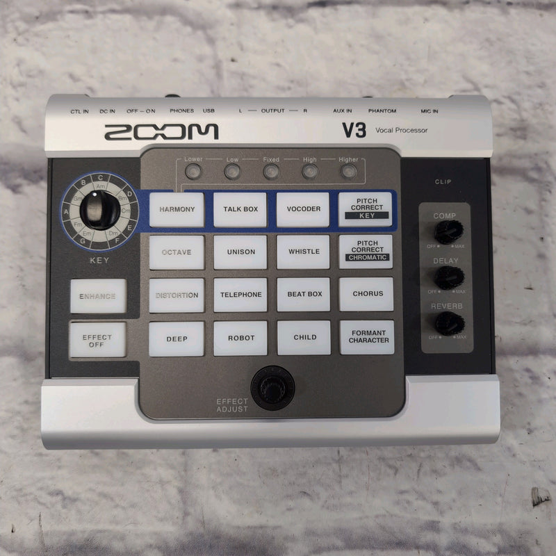 Zoom V3 Vocal Processor Vocal Effect Pedal - Evolution Music