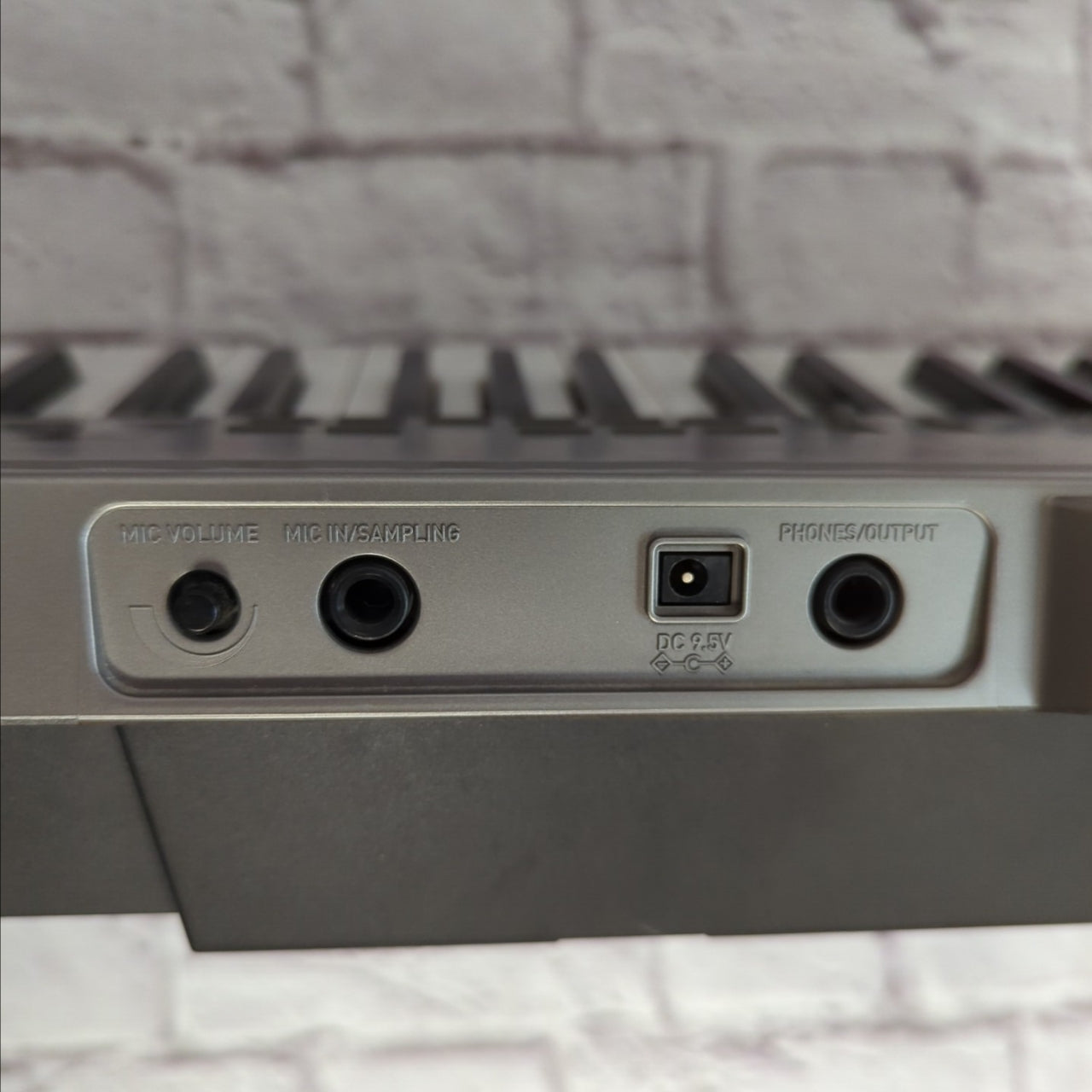 Casio LK-165 61-Key Light Up Keyboard - Evolution Music