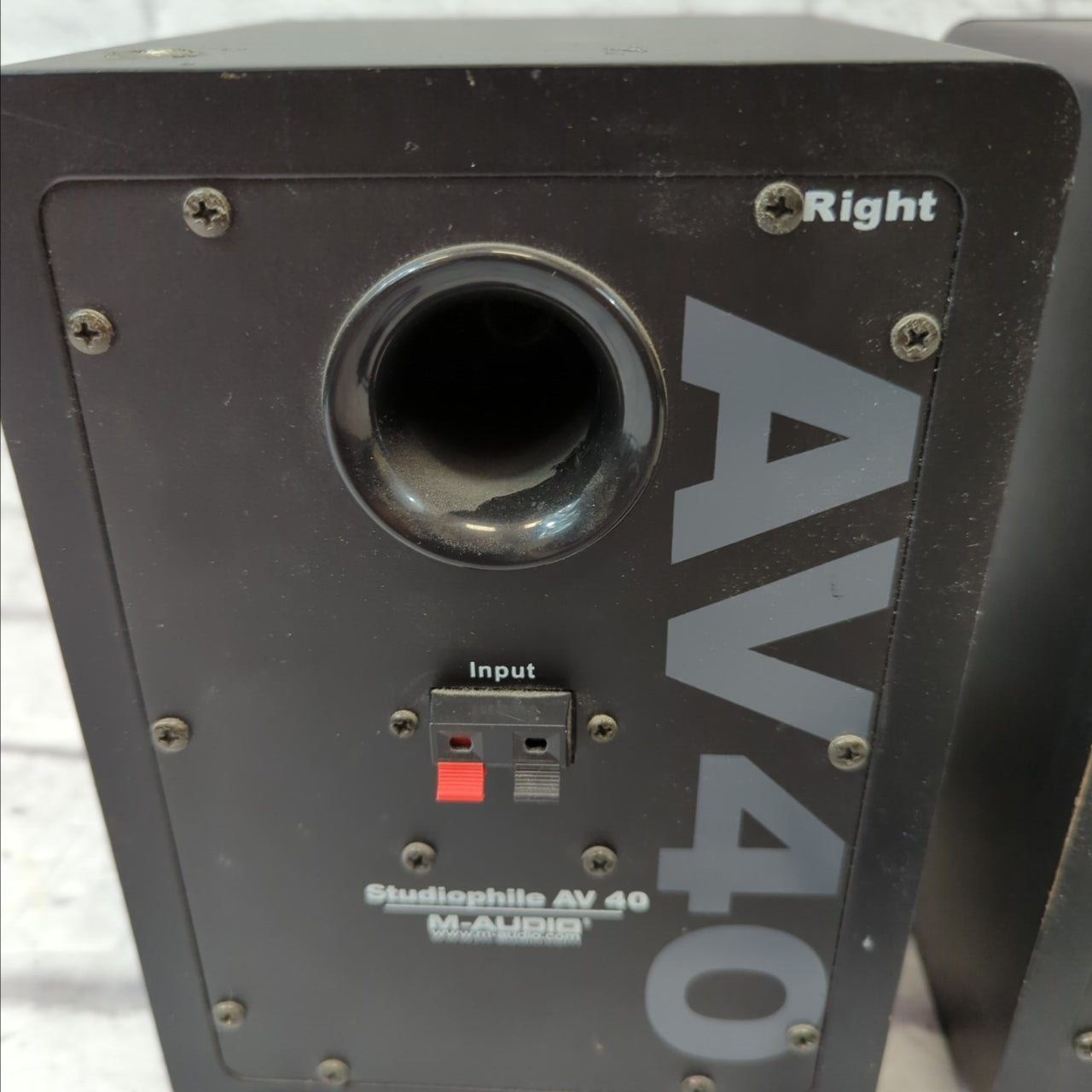 M-Audio Studiophile AV40 Studio Monitor Pair - Evolution Music