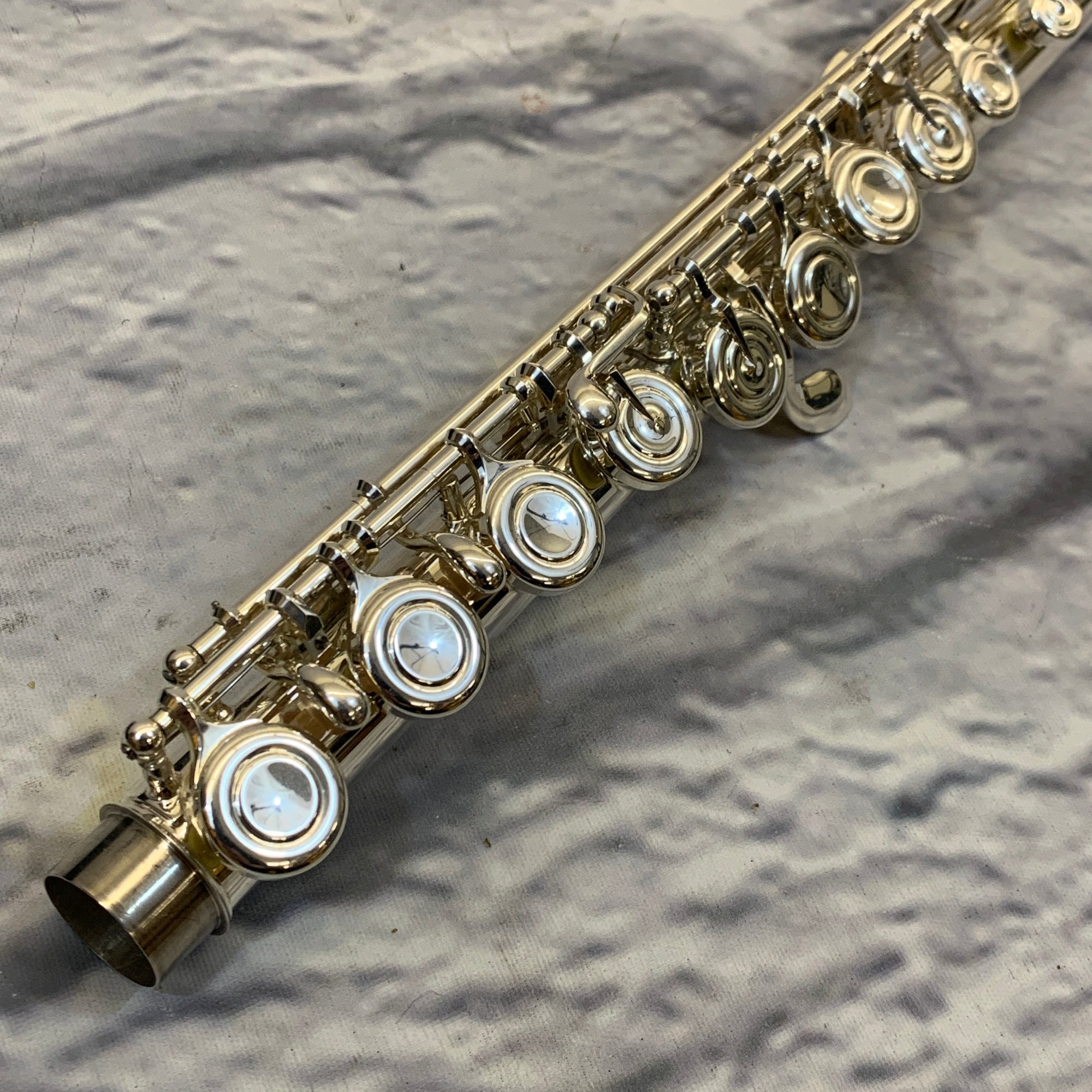 Yamaha YFL 222 Standard Flute - Evolution Music