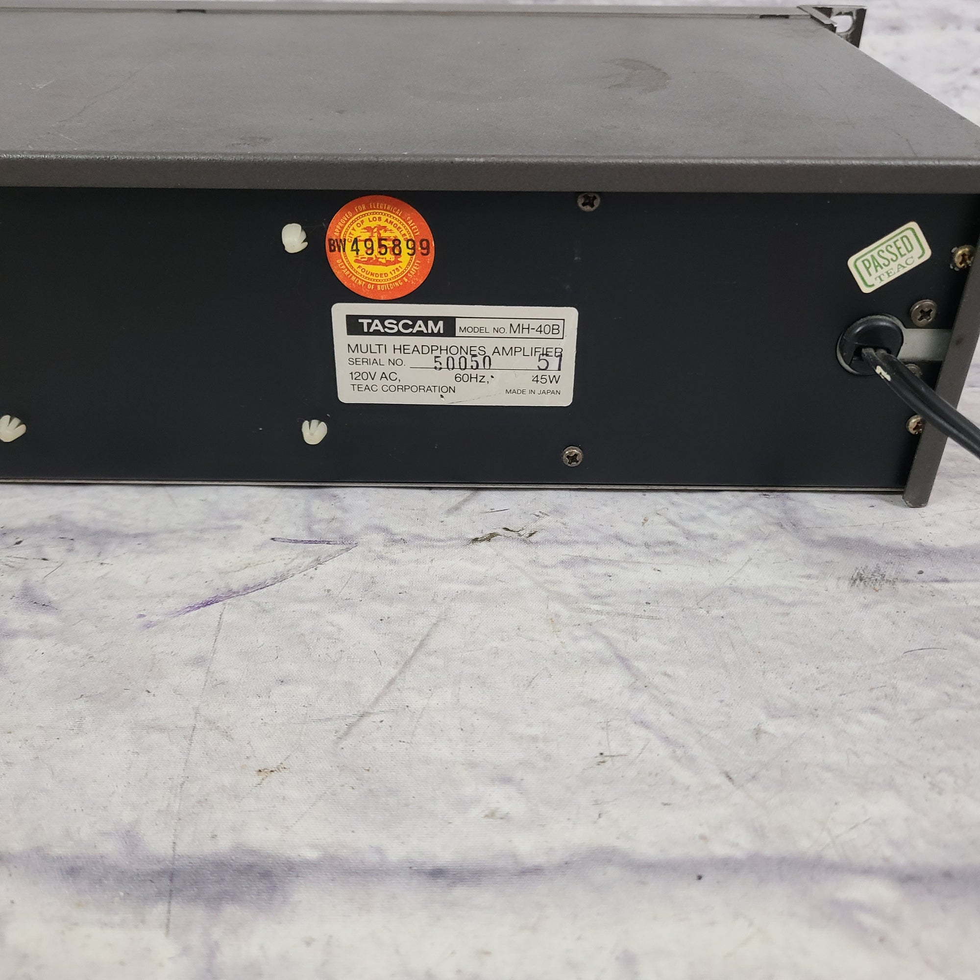 Tascam MH-40 Headphone Amplifier - Evolution Music