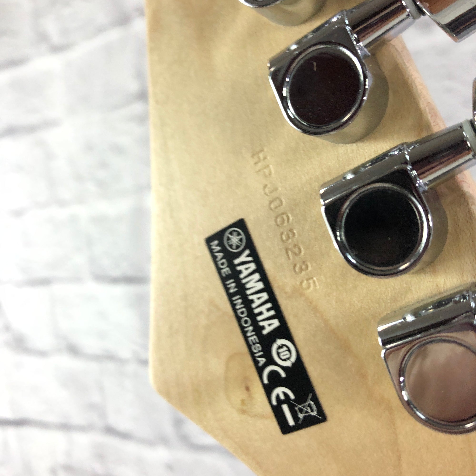 Yamaha Pacifica 112V Solid Body Electric Guitar - Evolution Music