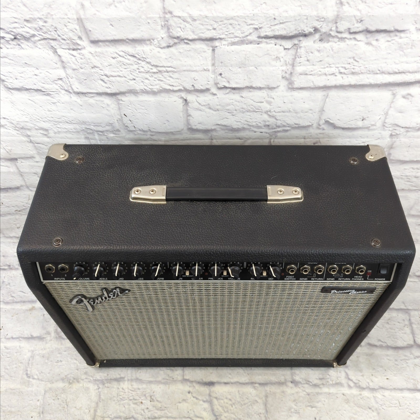 Fender Princeton Stereo Chorus 2-Channel 2x10 Solid State Guitar Combo ...