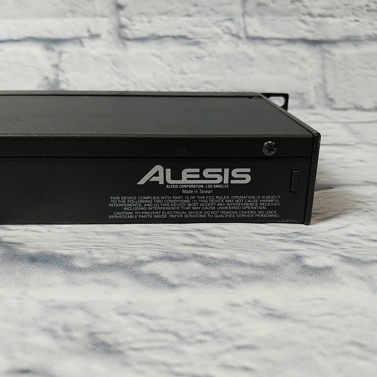 Alesis MidiVerb4 Rack Reverb Effects Unit - Evolution Music