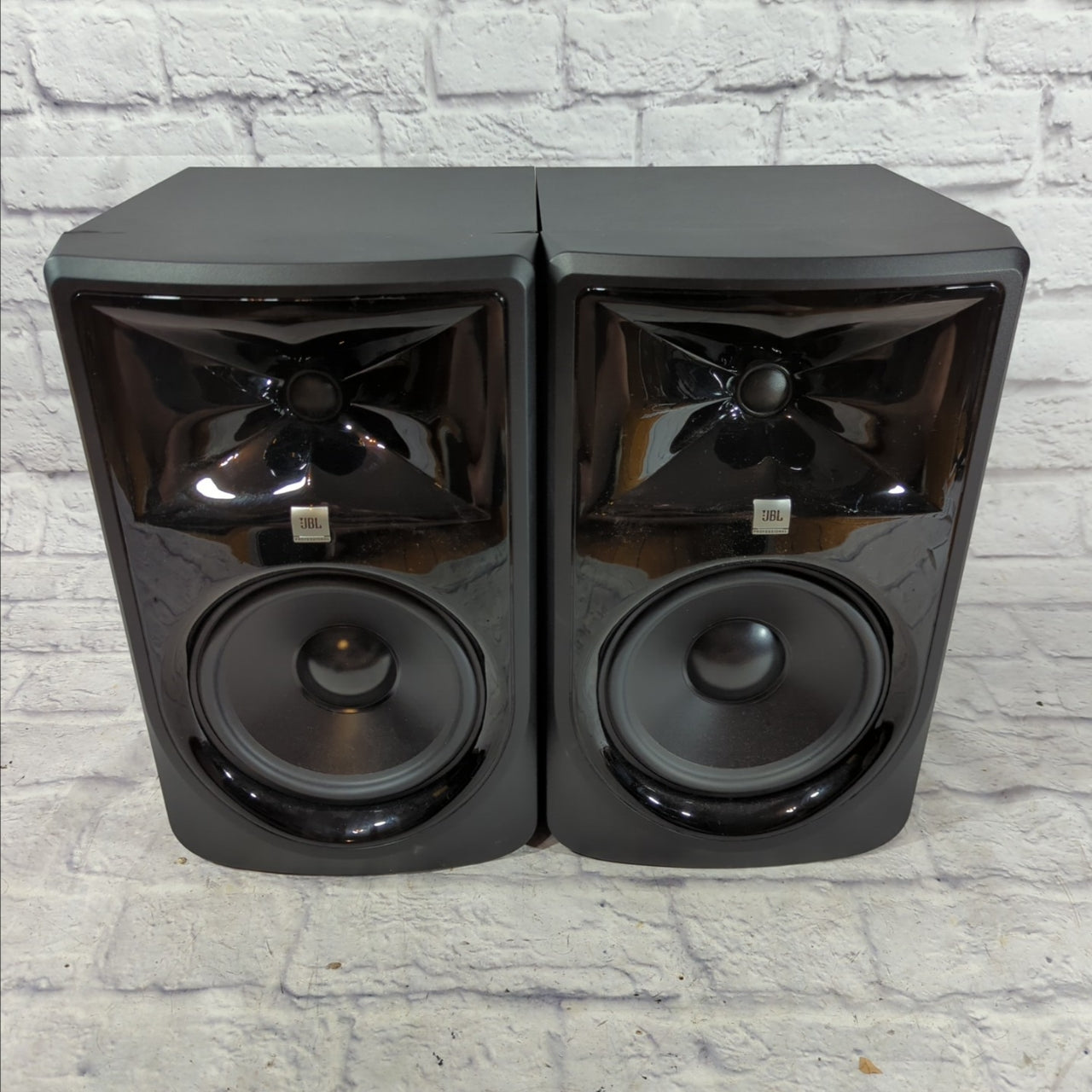 JBL 308P MKII 8 Inch Powered Studio Monitor Pair - Evolution Music