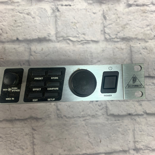 Behringer Virtualizer Pro - Evolution Music