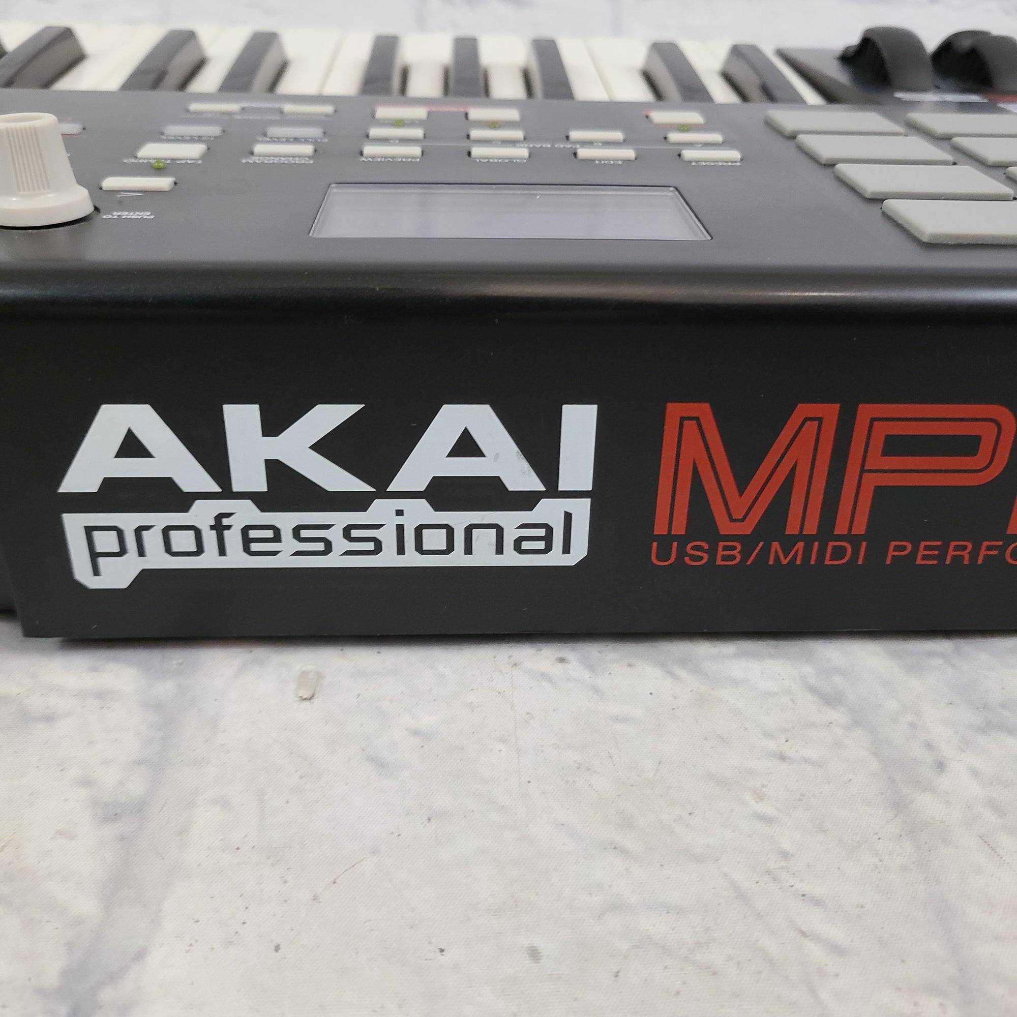 Akai MPK 25 Controller - Evolution Music