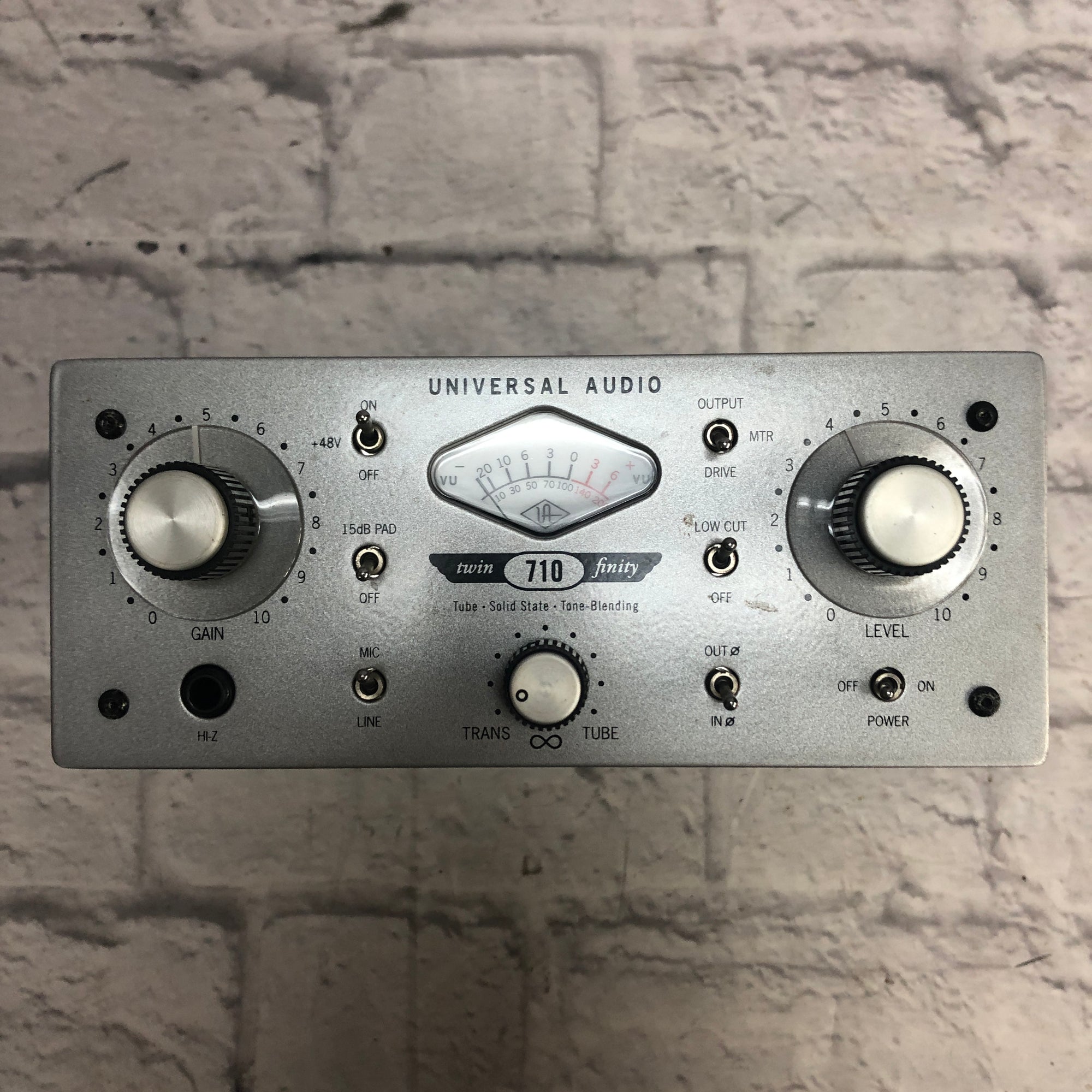 Universal Audio 710 Twin-Finity Tone Bending Microphone Preamp ...