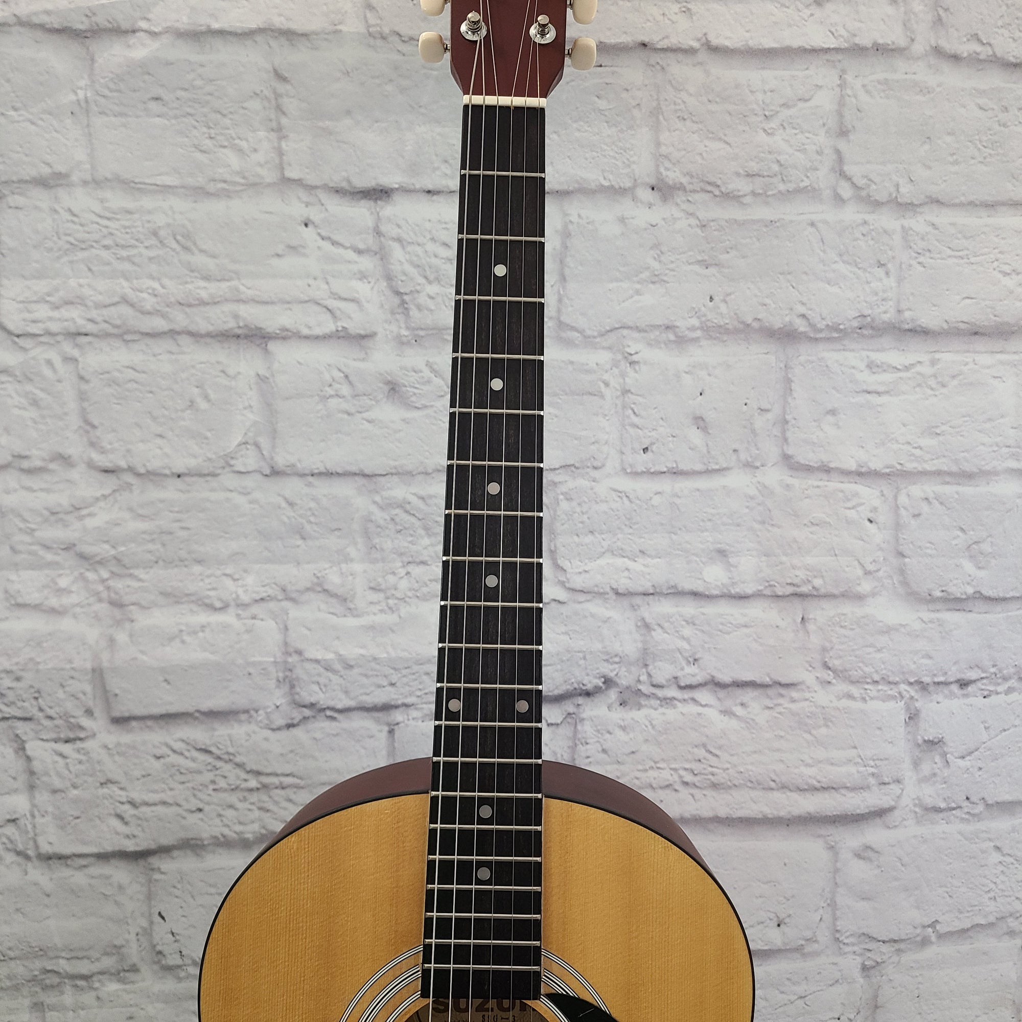 Suzuki SSG-3 Parlor Acoustic Guitar - Evolution Music