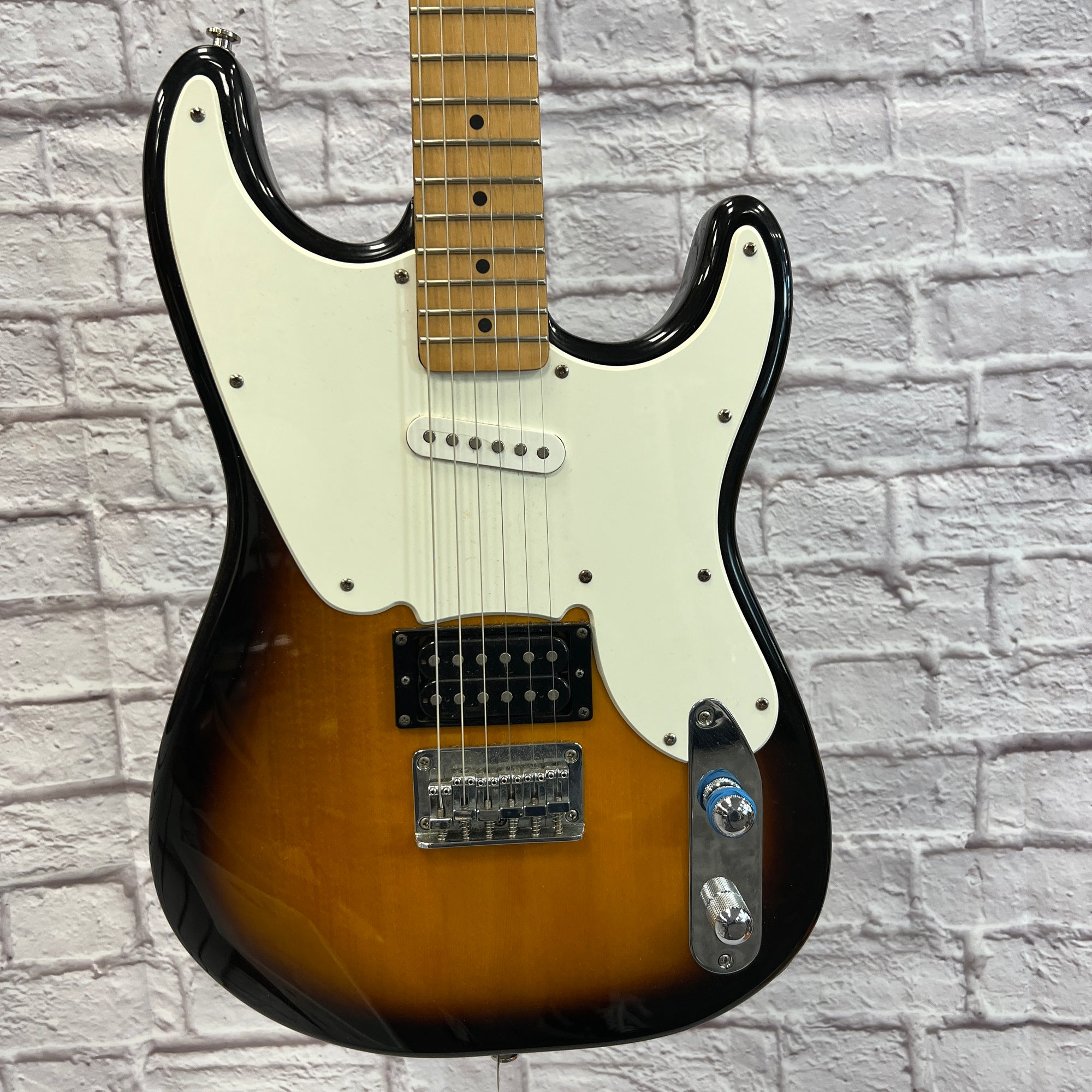 Squier 51 Electric Guitar 2005 Sunburst - Evolution Music