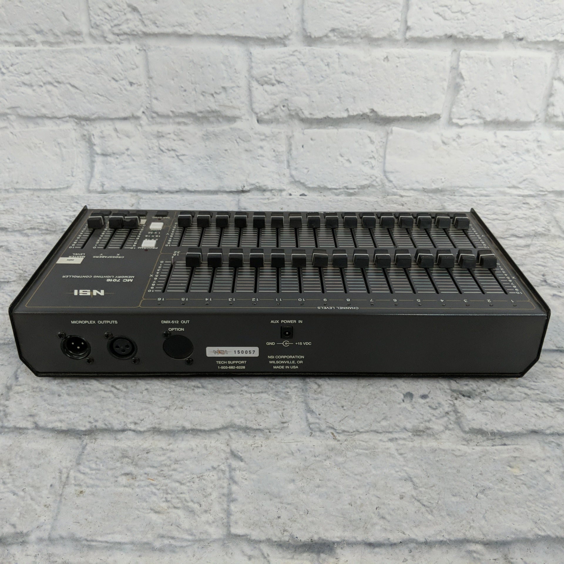 Leviton NSI MC 7016 DMX Memory Lighting Controller - Evolution Music
