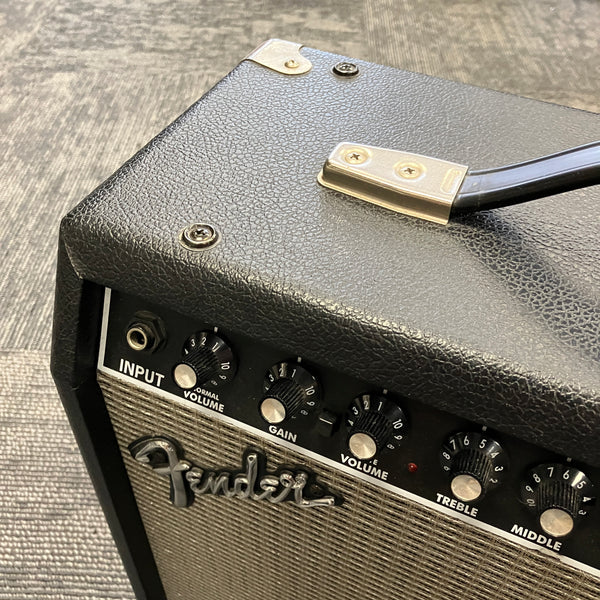 Fender Frontman 25R Guitar Combo Amp - Evolution Music