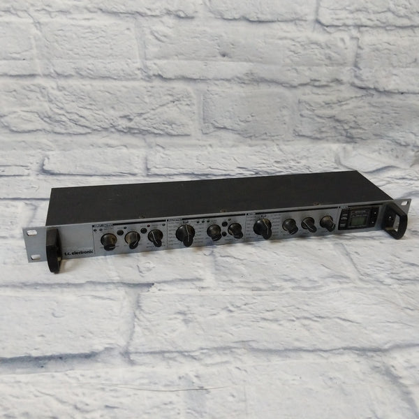 TC Electronic M300 Dual Engine Effects Processor Rack - Evolution Music
