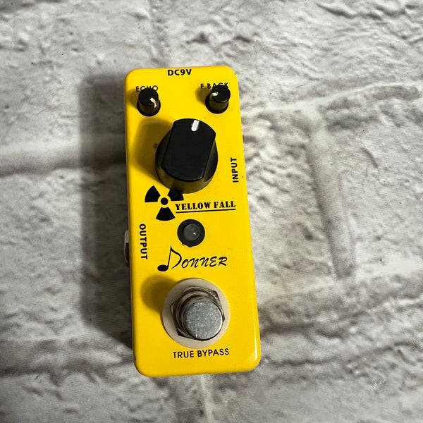 Donner Yellow Fall Mini Delay Pedal - Evolution Music