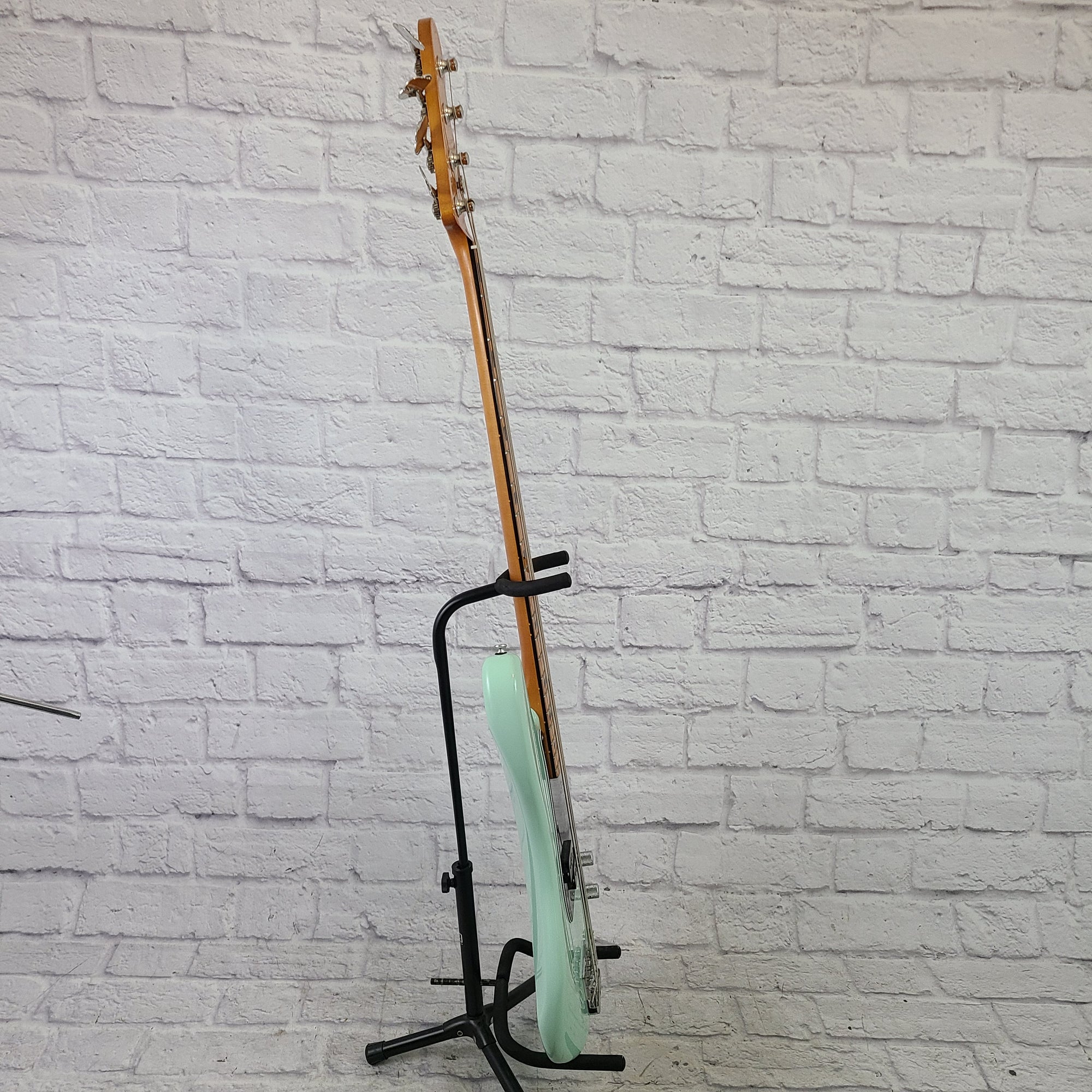 Squier Classic Vibe 70's P-Bass Mint Green 4 String Bass Guitar ...