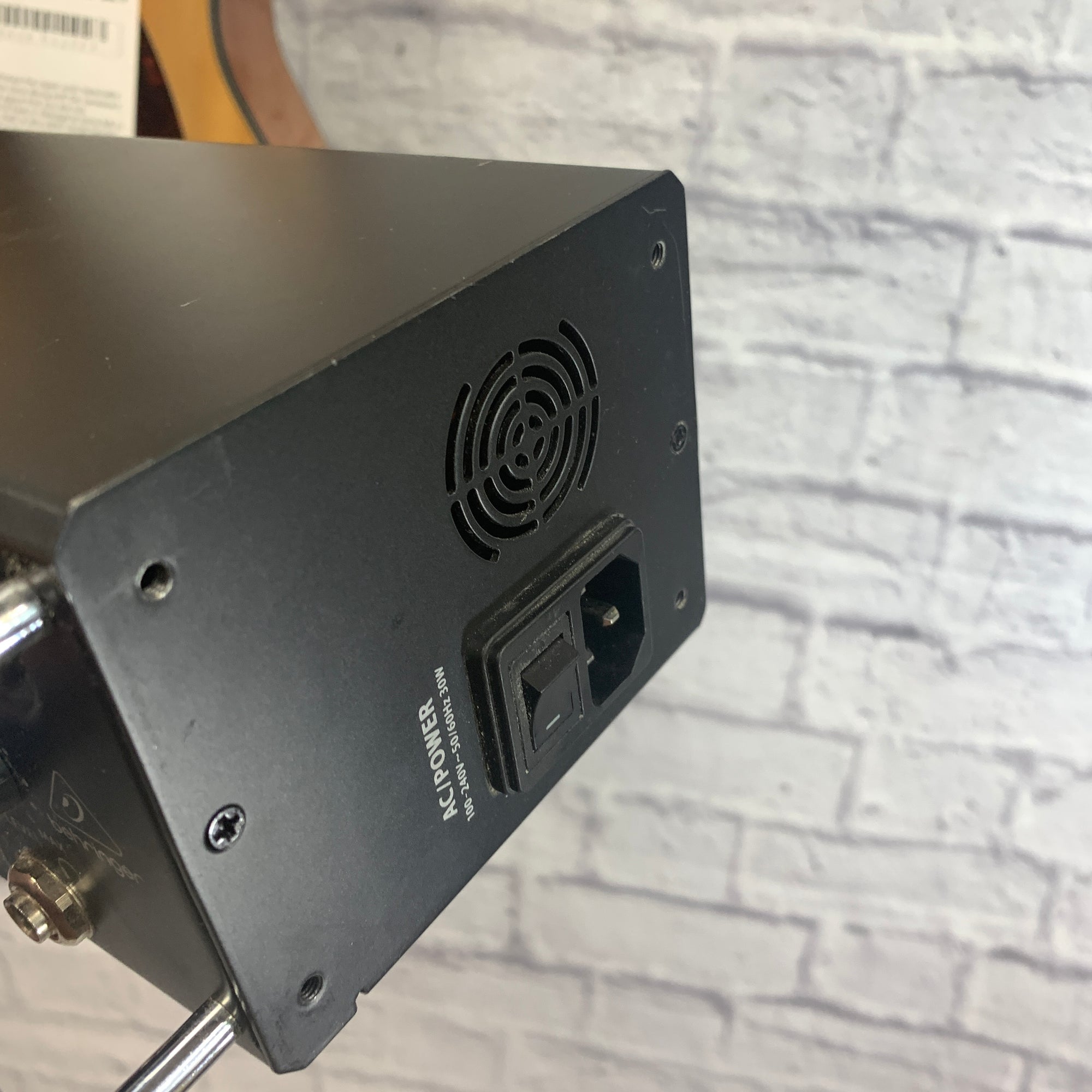 Behringer X Air XR12 Tablet Controlled Mixer - Evolution Music