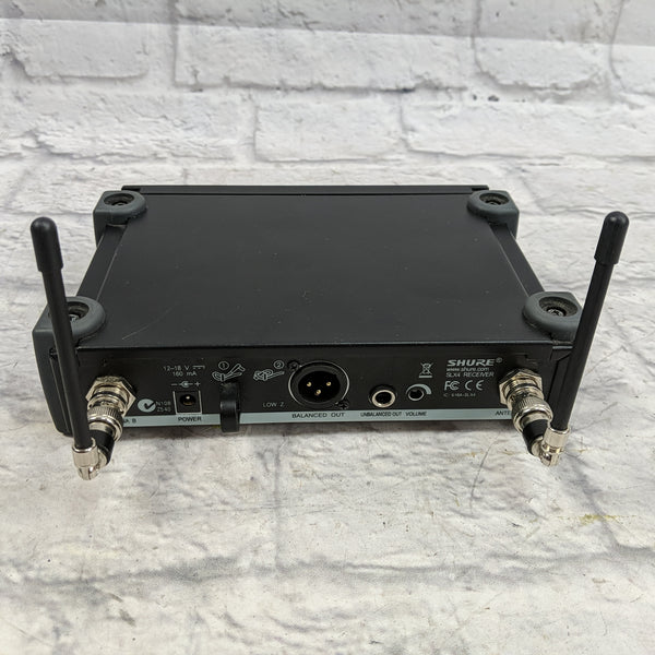 Shure SLX Wireless Microphone System w/ SM58 - Evolution Music