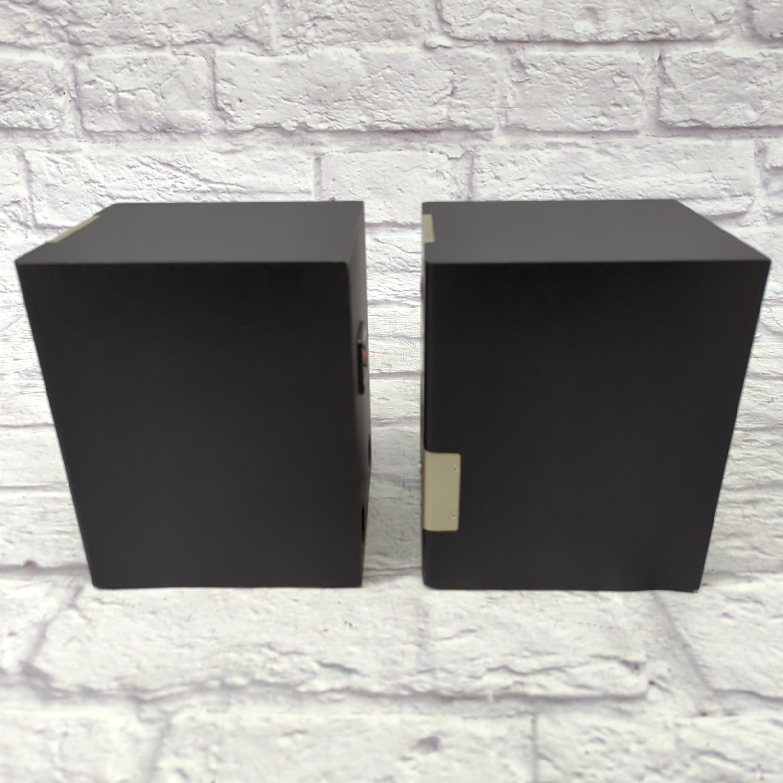 Samson MediaOne 4a Active Studio Monitors (Pair) - Evolution Music