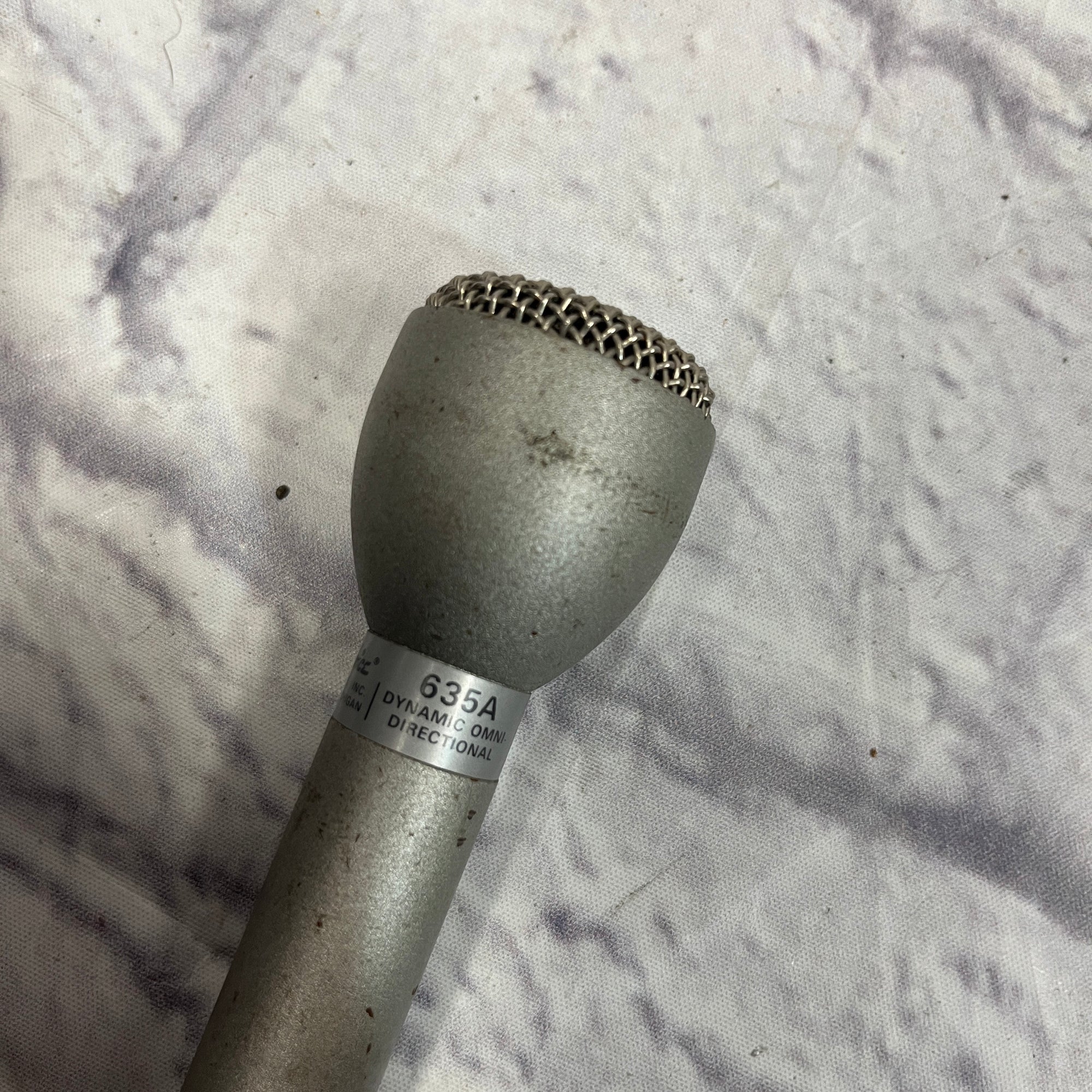 Electro-Voice 635A Omnidirectional Microphone - Evolution Music