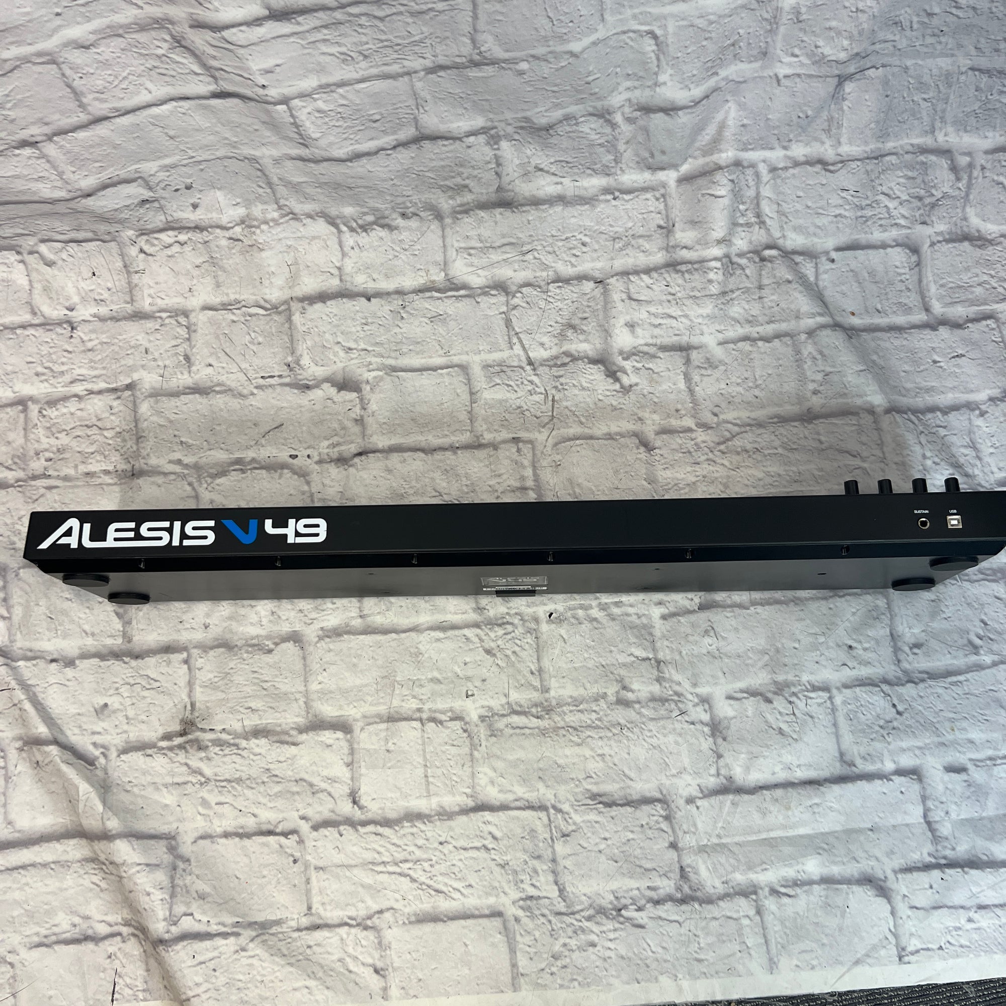 Alesis V49 49-Key USB Midi Controller - Evolution Music
