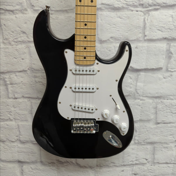 Silvertone SS11 Electric Guitar Black - Evolution Music