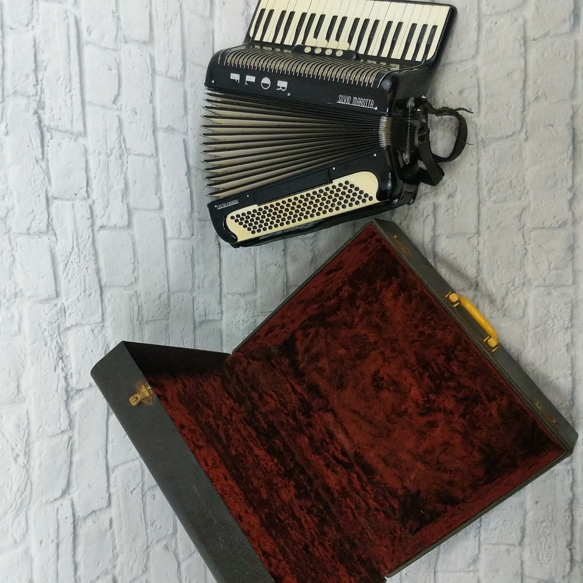 Silvio Marotta Castel Fidardo Accordion - Evolution Music
