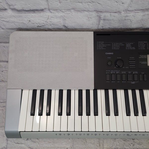 Casio WK-220 Touch Sensitive Keyboard Digital piano - Evolution Music
