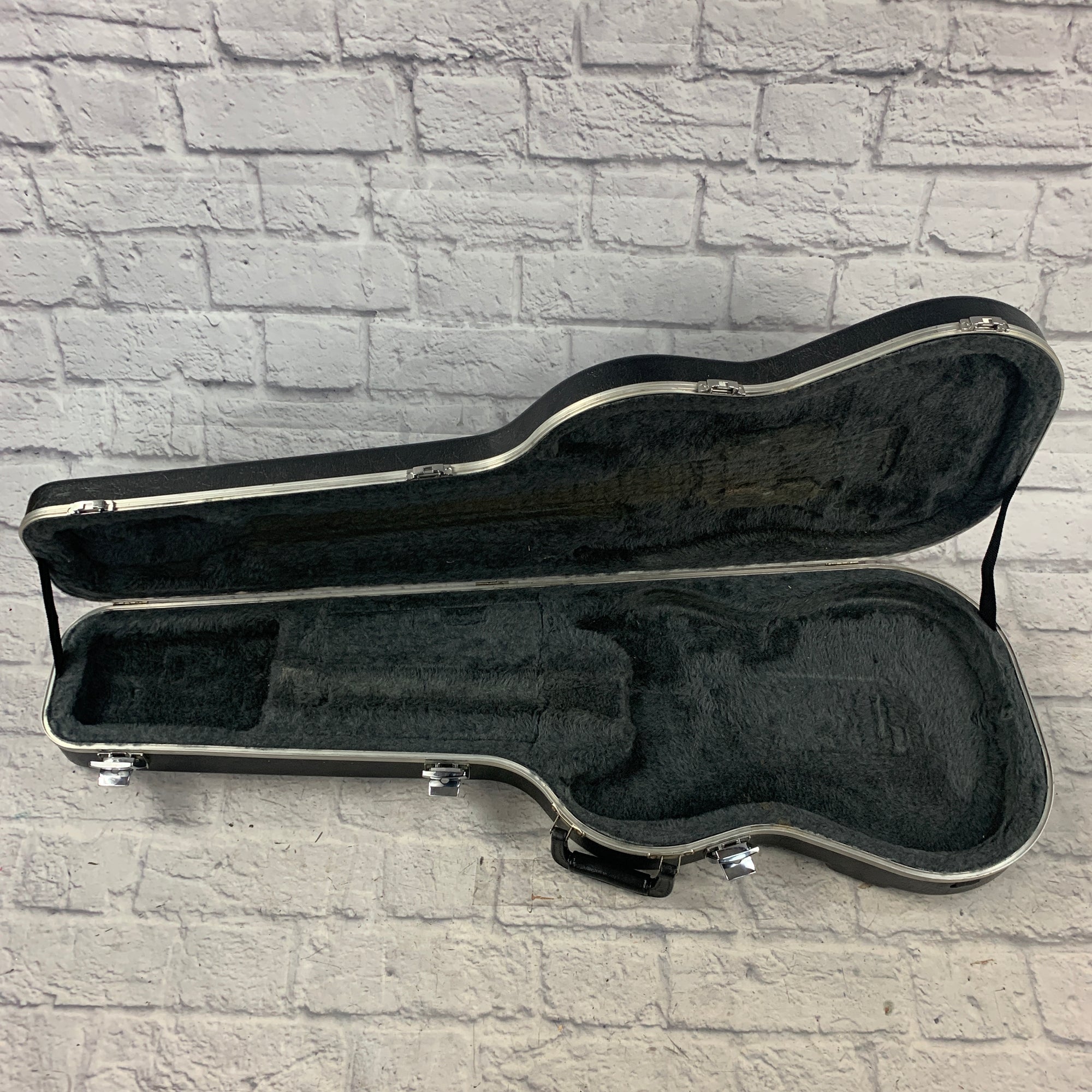 Fender Plus 1990's Hardshell Case - Evolution Music