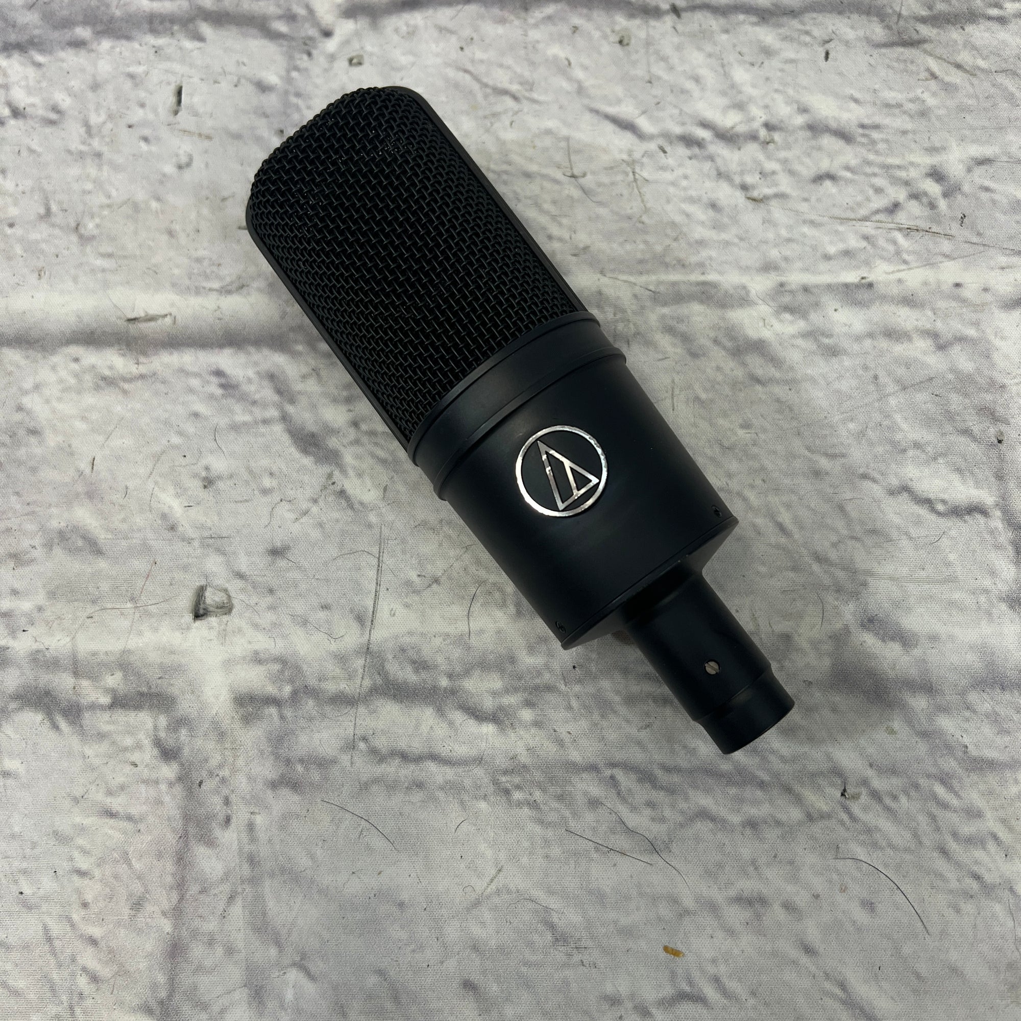 Audio Technica AT4033a Condenser Microphone - Evolution Music