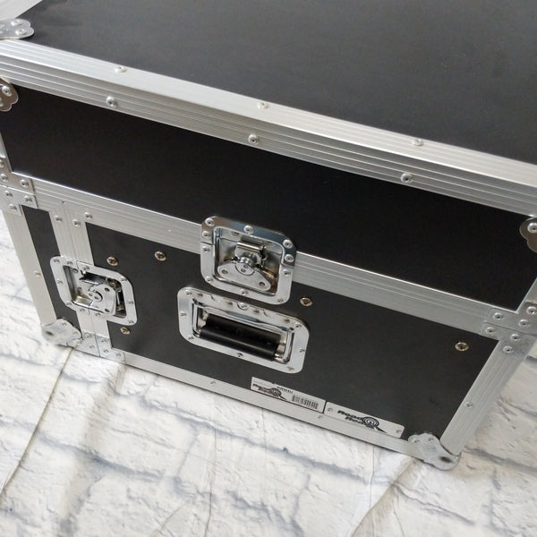 Road Ready RRM4U Slant Mixer Rack Case 10 X 4 Spaces - Evolution Music
