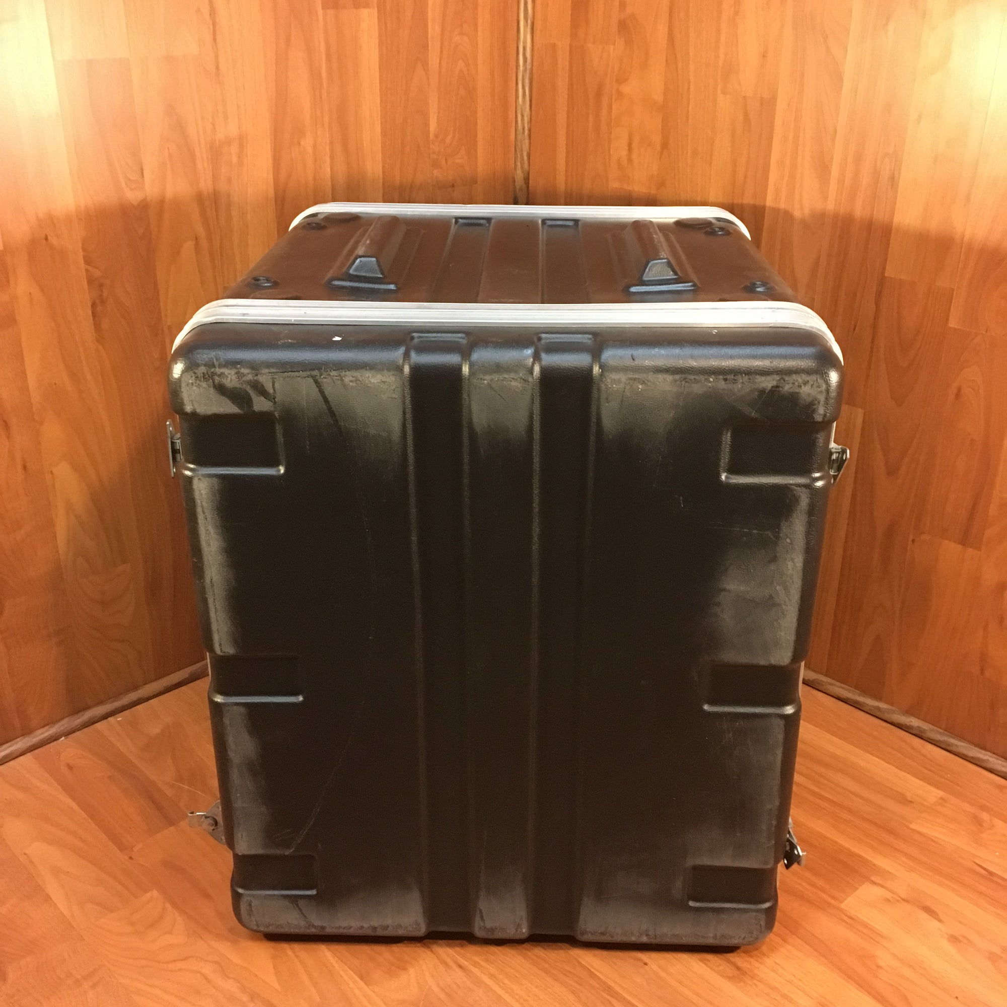 SKB Shock Mount 12 Space Rack Case - Evolution Music