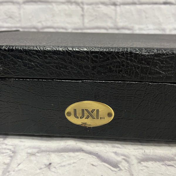 UXL Bass Guitar Hard Case - Evolution Music