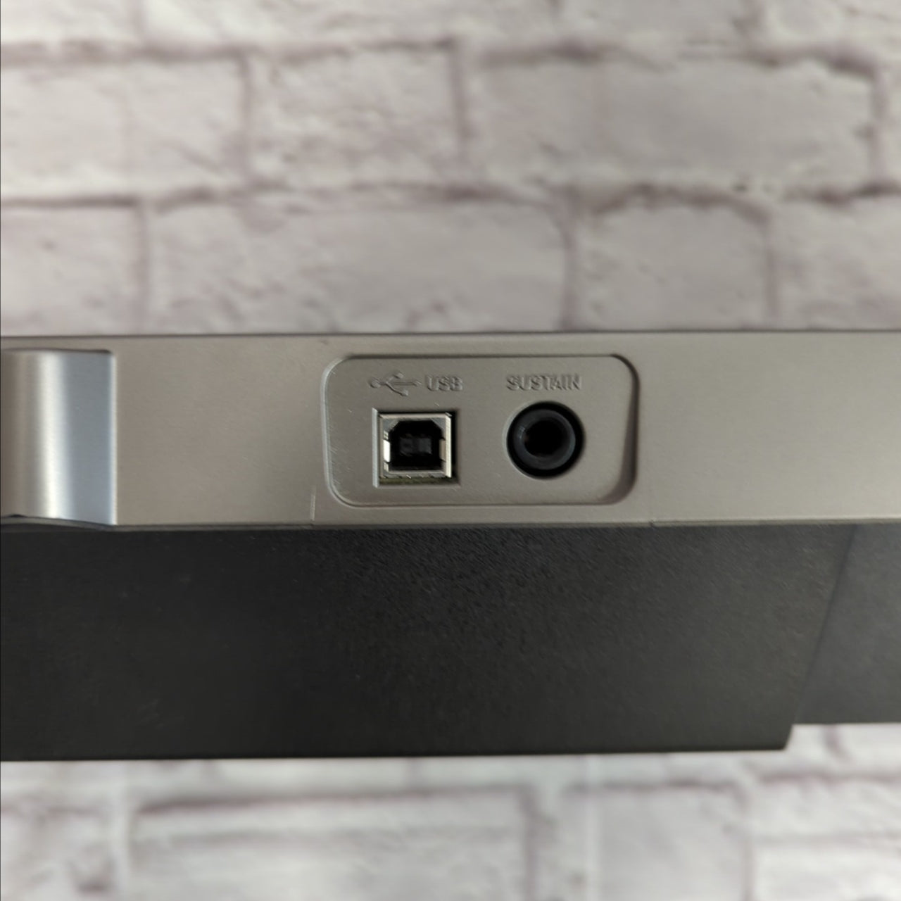 Casio LK-165 61-Key Light Up Keyboard - Evolution Music