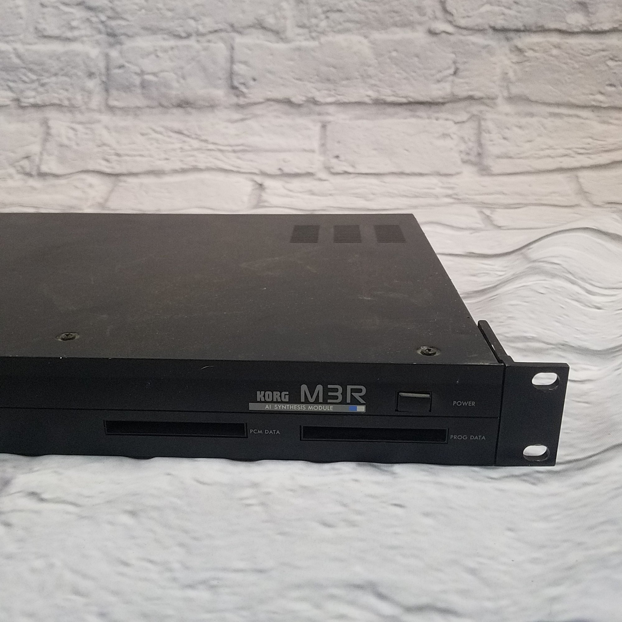 Korg M3R Rack Synth AI Synthesis Module - Evolution Music