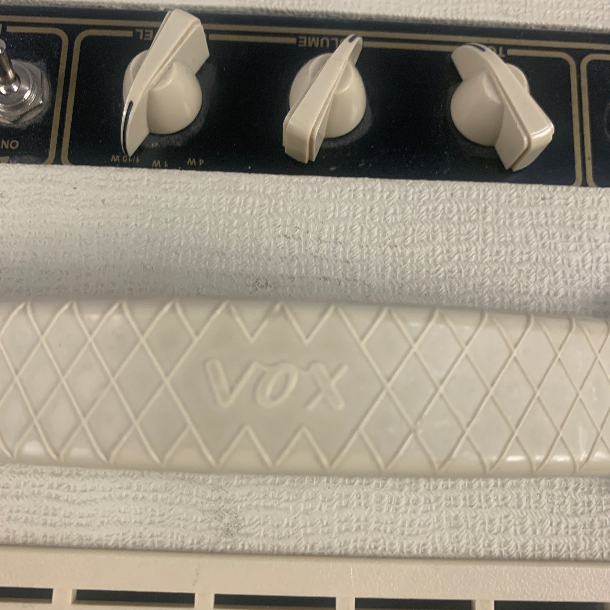 Vox AC4TV8 4-Watt Tube Combo Amp - Evolution Music