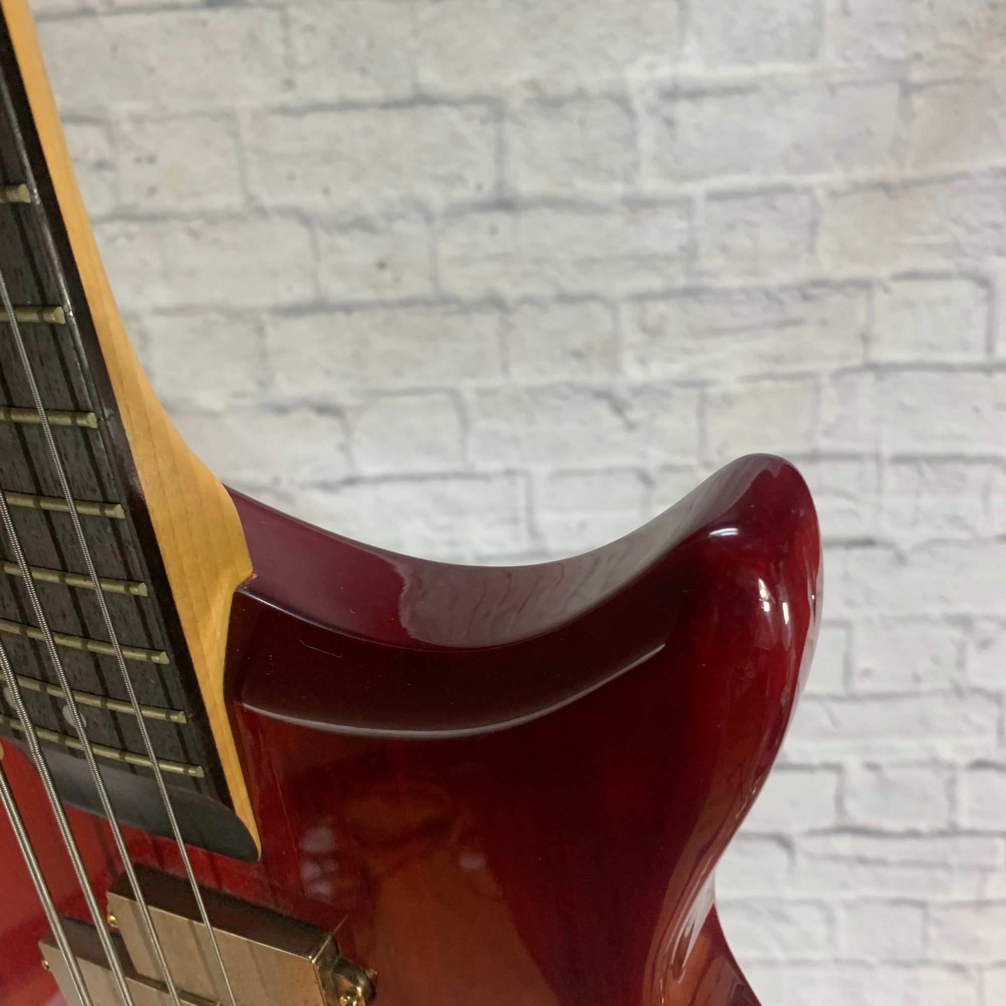 Epiphone EBM-4CH Active 4 String Bass - Evolution Music